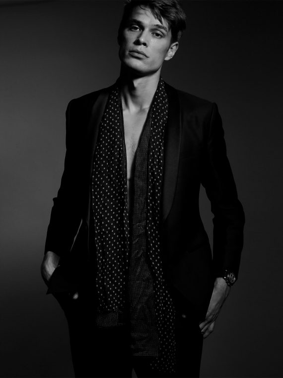 Comingatyer Pavel Ažubalių Kaimai: Ginčiai Dėl Pavadinimų,